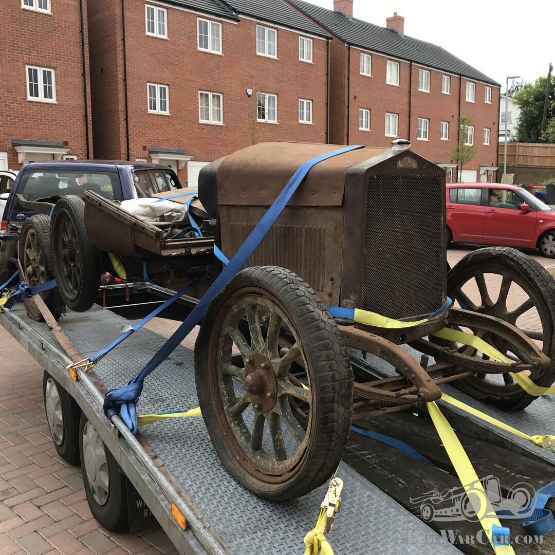 The lucky owner of two Aurea FATA cars - PreWarCar