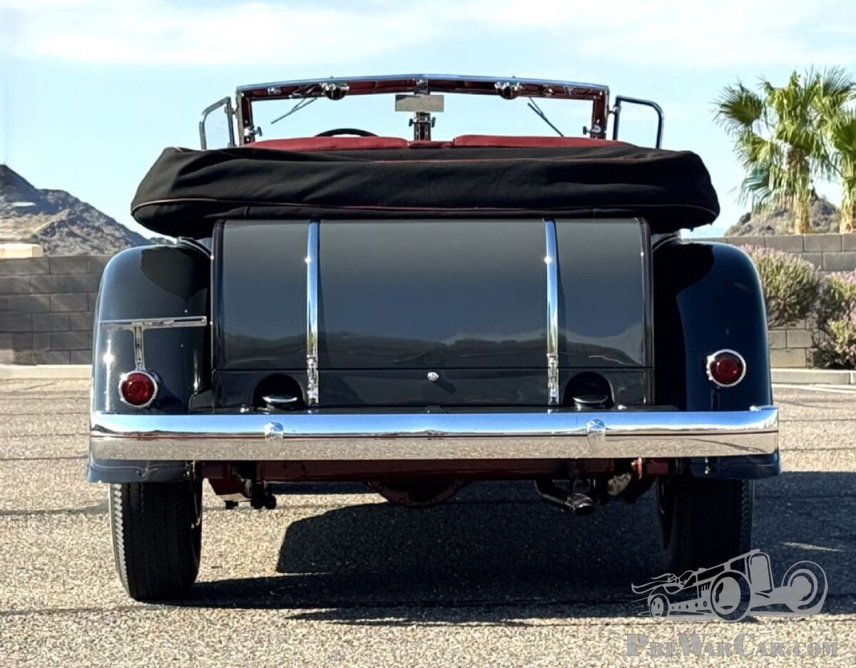 Car Chrysler CL Imperial Custom Phaeton 1933 for sale - PreWarCar