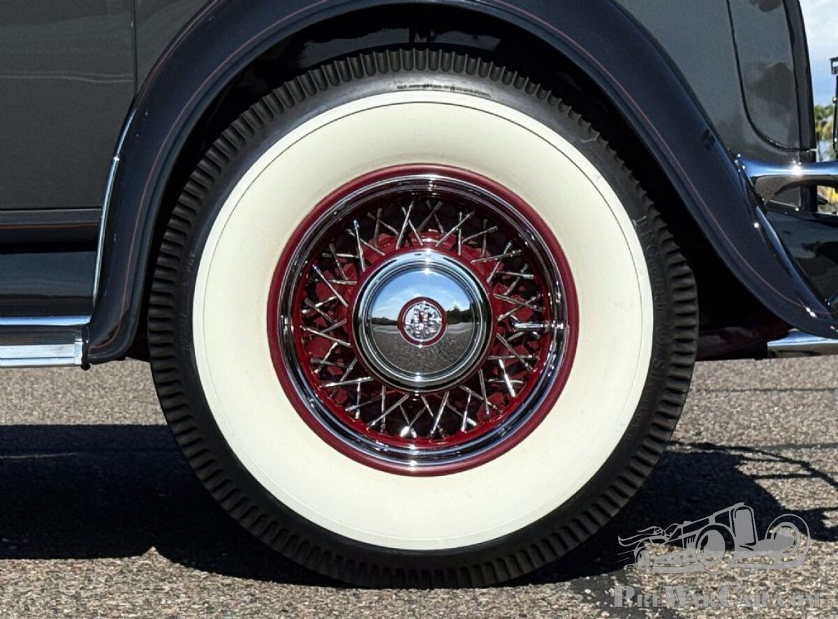 Car Chrysler CL Imperial Custom Phaeton 1933 for sale - PreWarCar