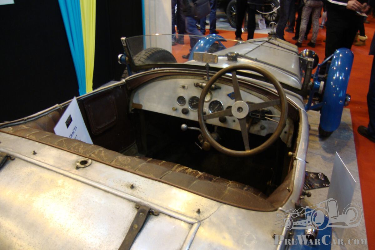 Somewhat hidden at Retromobile: Tracta 1928 - PreWarCar