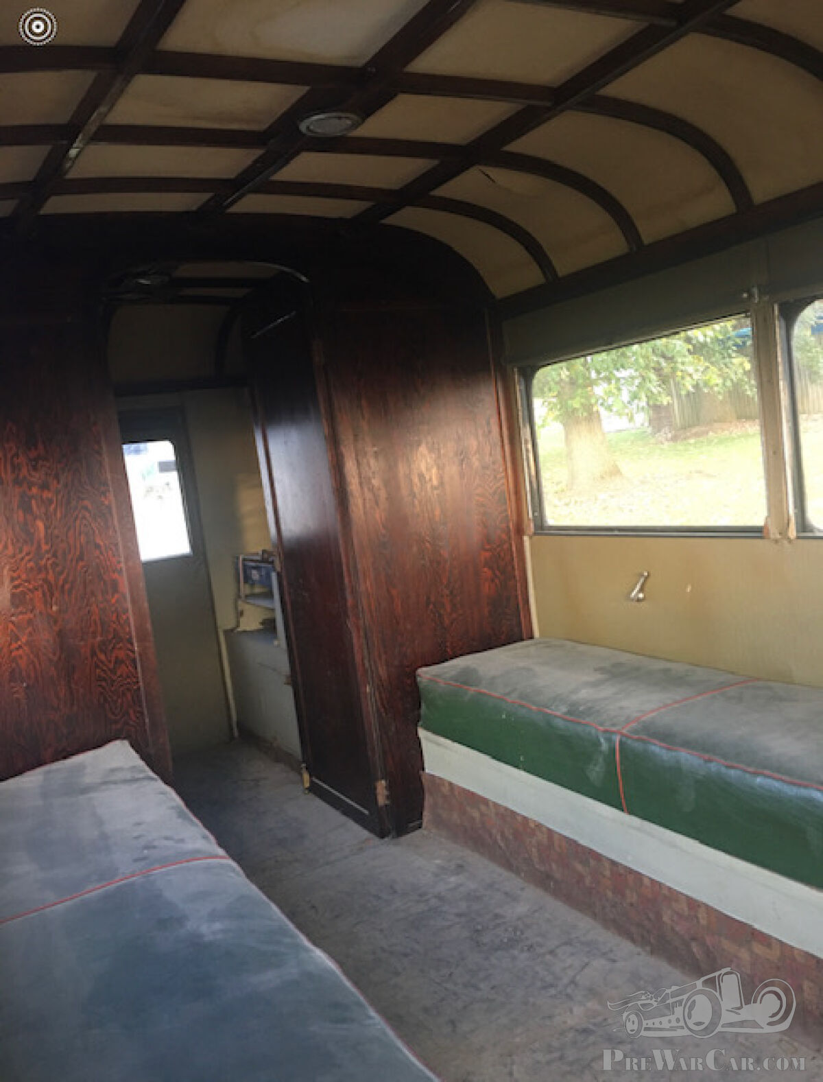 A compact hotel on wheels - PreWarCar