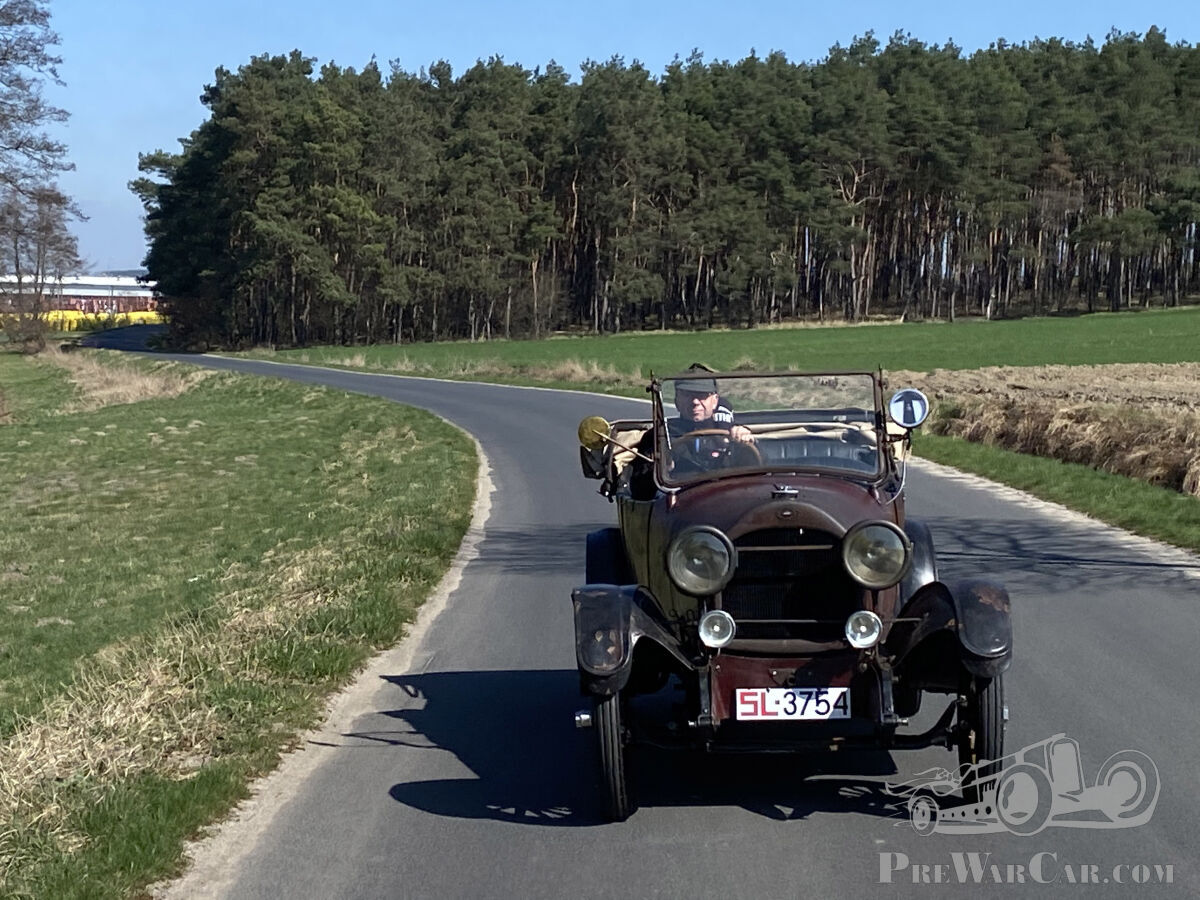 196 years of automotive history on the road - PreWarCar