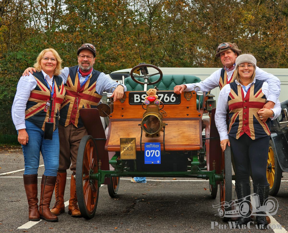 More characters of Crawley: Dave Clarke captures the personalities of ...