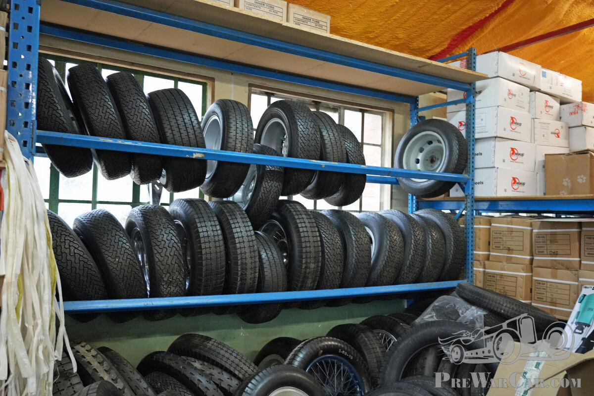 Een bezoek aan Blockley Tyres Ltd: de wereld van Julian Majzub - PreWarCar