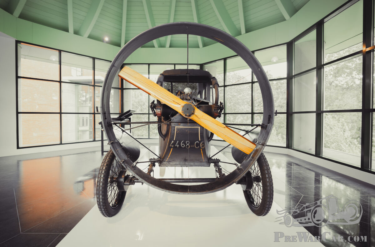 An airplane without wings – an original 1921 Leyat Hélica 2H Conduite ...