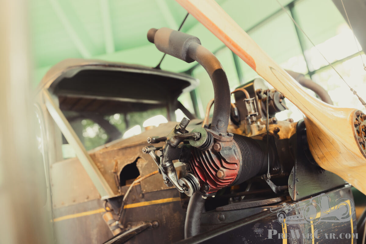 An airplane without wings – an original 1921 Leyat Hélica 2H Conduite ...