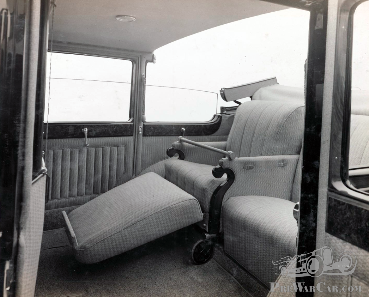 Mobile thrones by Hooper & Co.; fit for a King? - PreWarCar