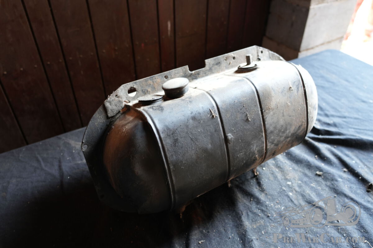 Part A variety of manufacturers Fuel tank & parts A variety of cars for ...