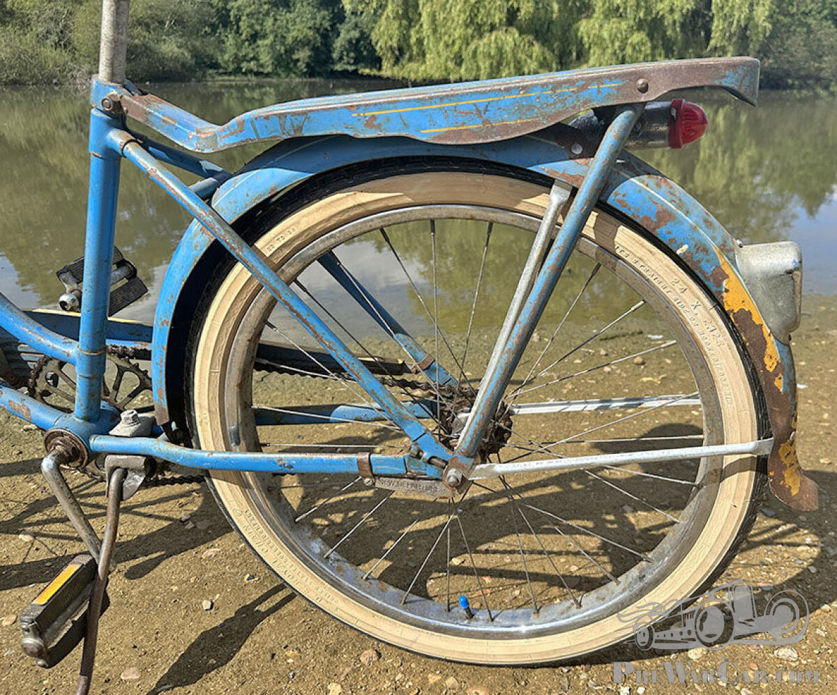 Bicycles Shelby 1949 SHELBY DONALD DUCK BIKE Royaume-Uni 1930 – 1945 ...